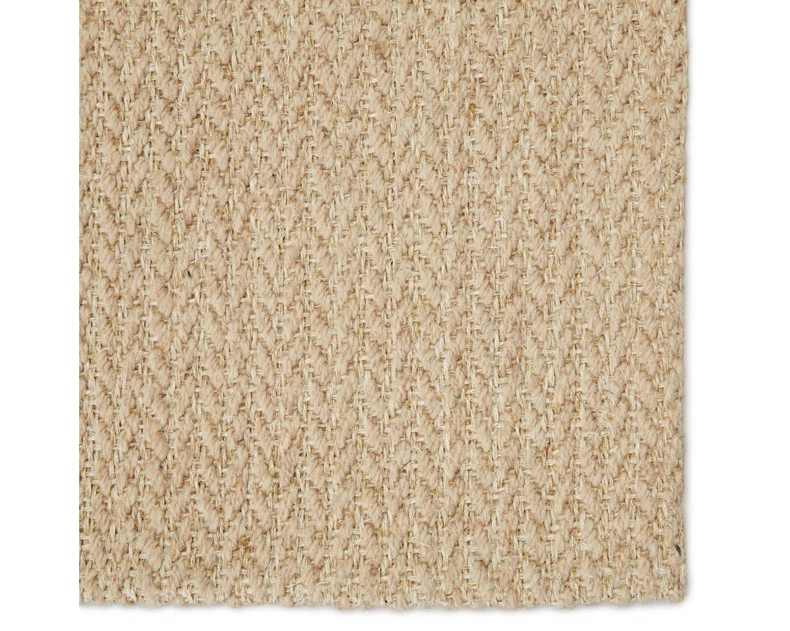 The Emere – Megan Molten