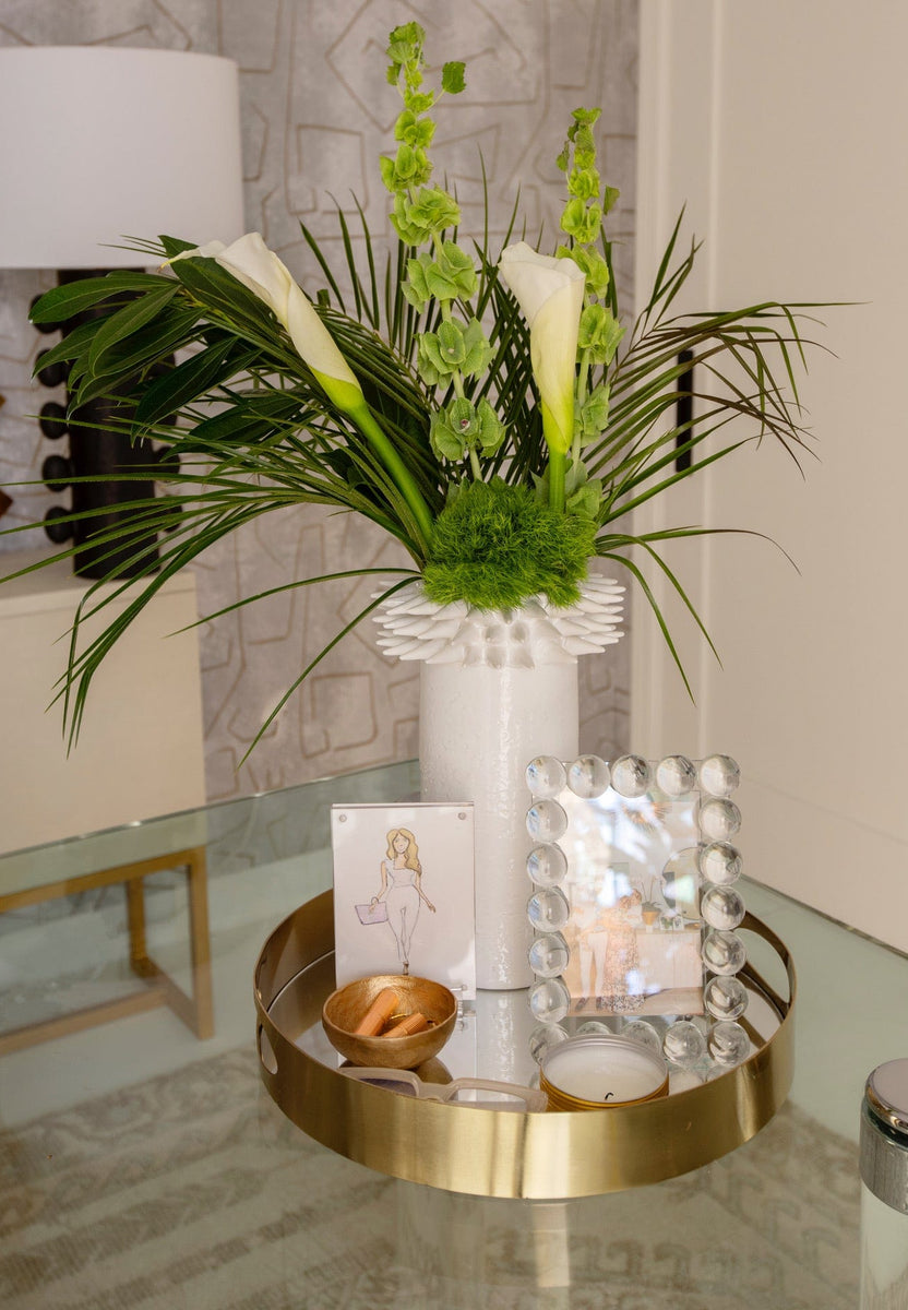 Single Bubble Frame – Megan Molten